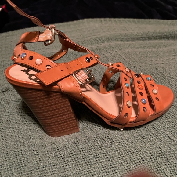 Fergie | Shoes | Fergie Wedge Pump Sandals Casual Or Dressy Wore Once ...